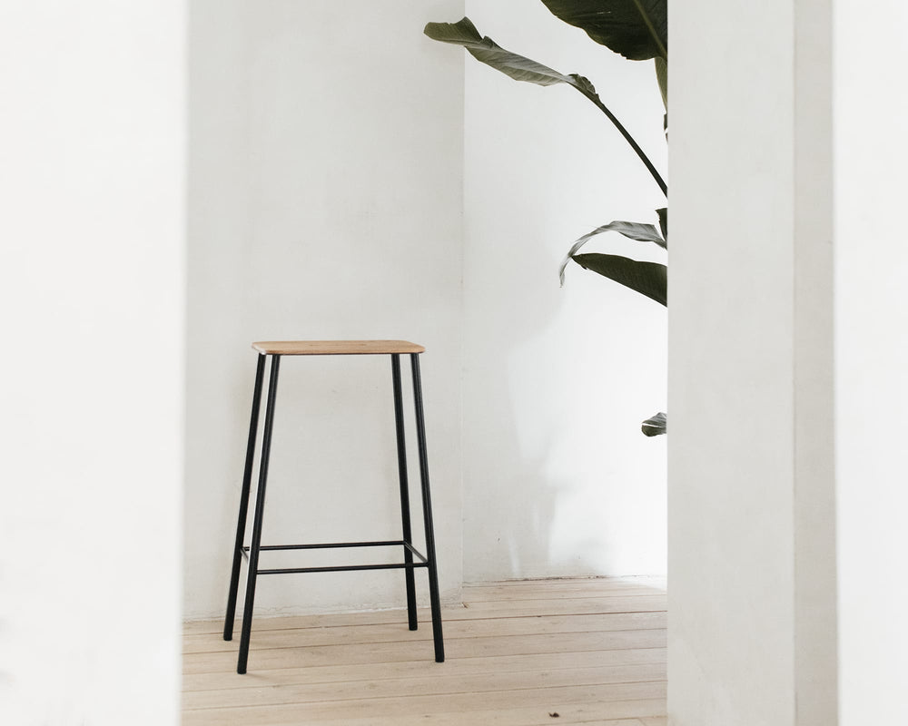 Adam Stool | Black / Oak | H65 – FRAMA