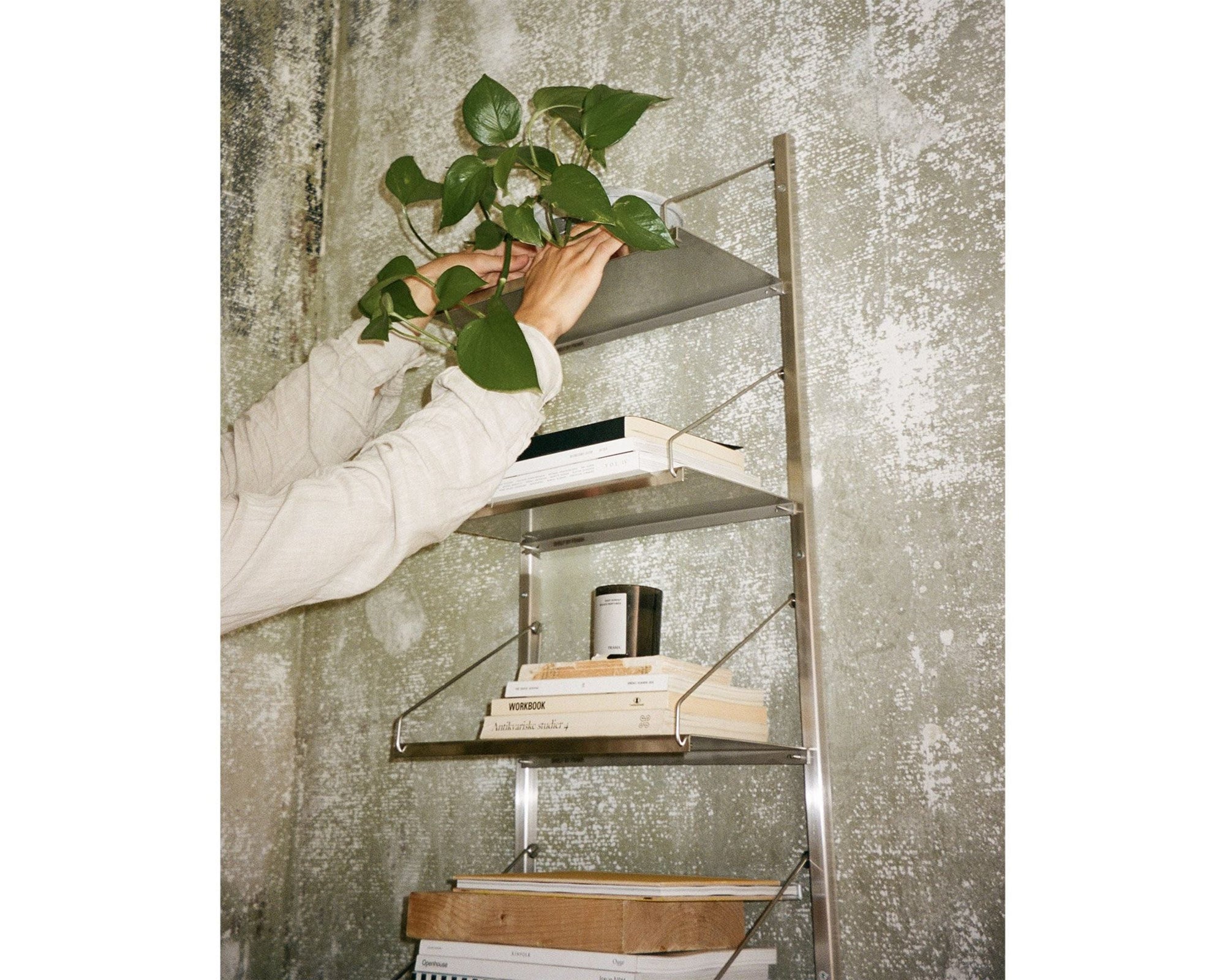 Shelf Library Single Section | Stainless Steel | H108.4 / W40 – FRAMA