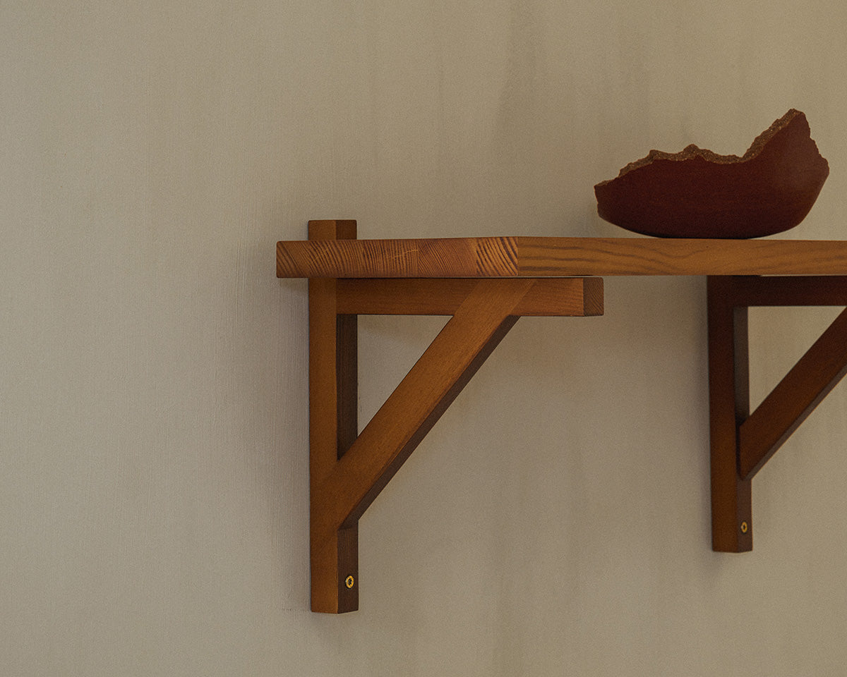 Bracket Shelf | Warm Brown Pine | Small – FRAMA