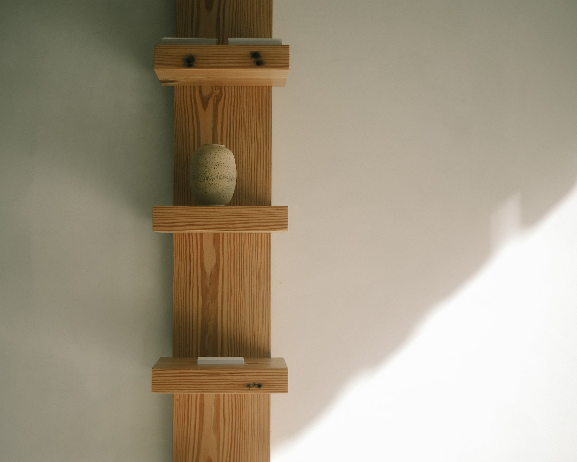 7115 Williamsburg – FRAMA